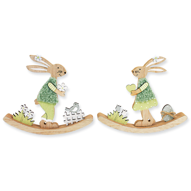 Hasenpaar Mimo auf Wippe